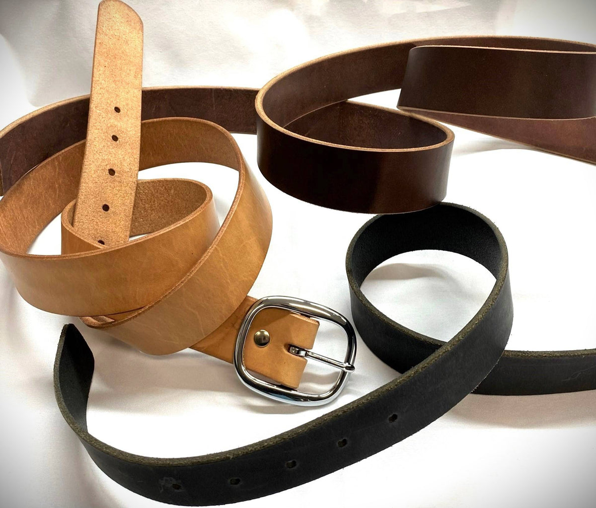 1-1/4" Wide Classic Leather Belt – Awl Made Here
